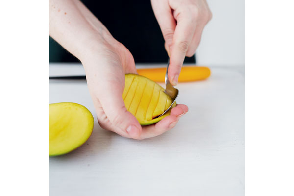 How to prepare a ripe mango - delicious. magazine