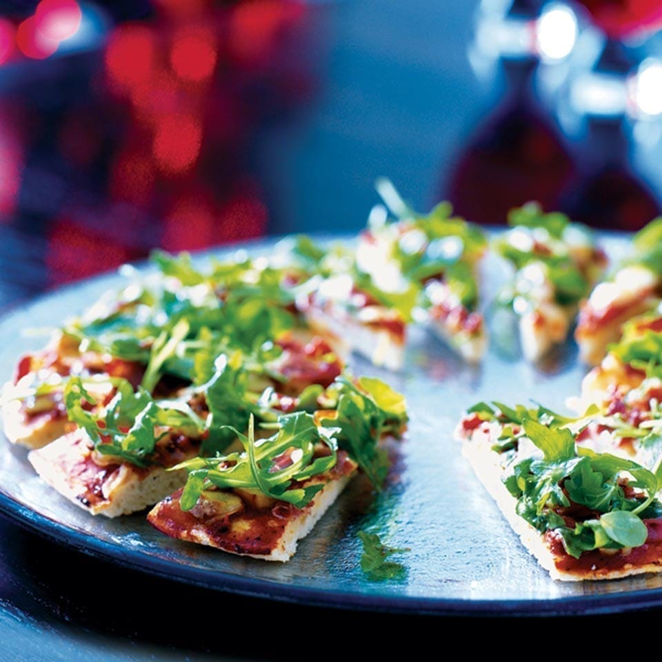 Parma ham and mozzarella pizza recipe | delicious. magazine