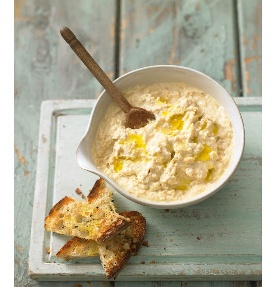 What is houmous? - Best houmous recipes - delicious. magazine