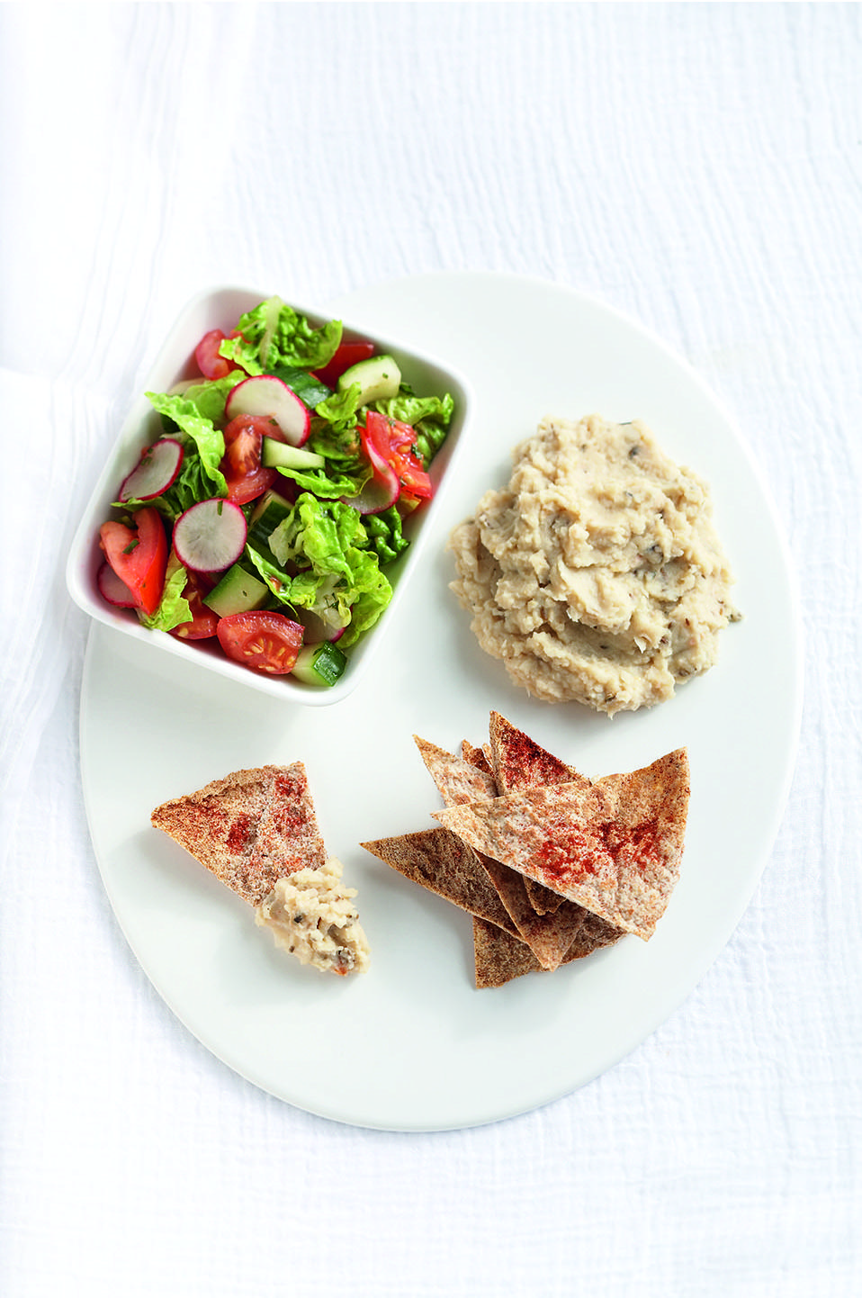 Cumin and butter bean houmous & paprika pitta crisps recipe | delicious ...