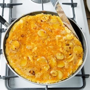 How to flip a tortilla - delicious. magazine