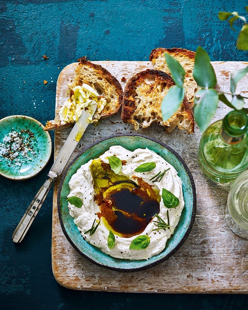 How to make fresh ricotta - delicious. magazine