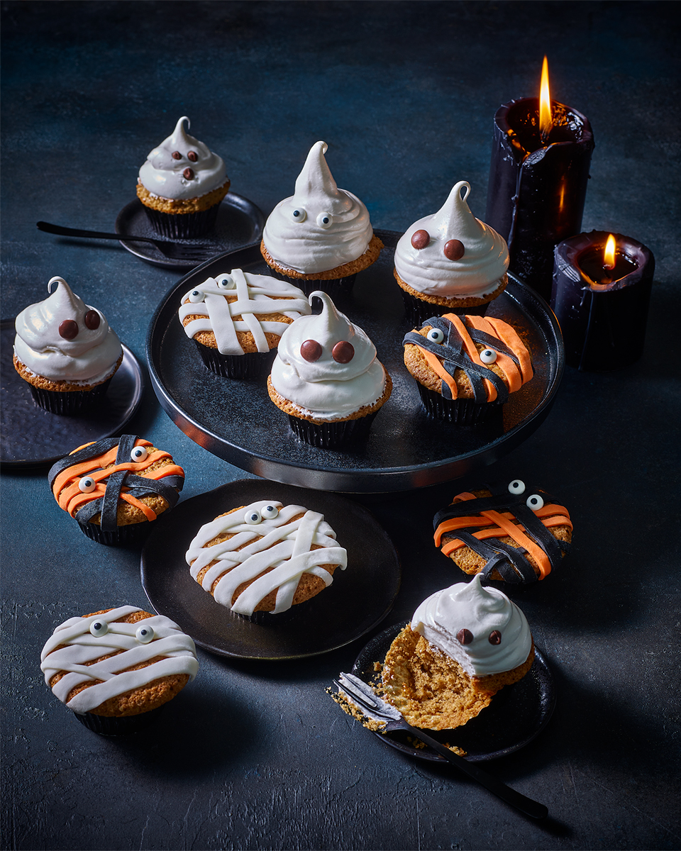 Halloween pumpkin spiced cupcakes - delicious. magazine