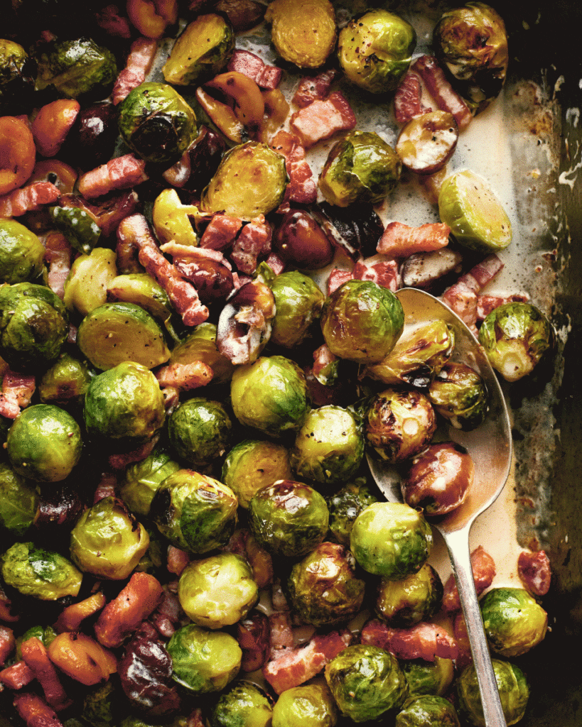 Roast sprouts with bacon, chestnuts and cream - delicious. magazine