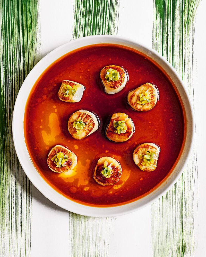 Chilli-soy scallops with ginger and spring onion oil - delicious. magazine