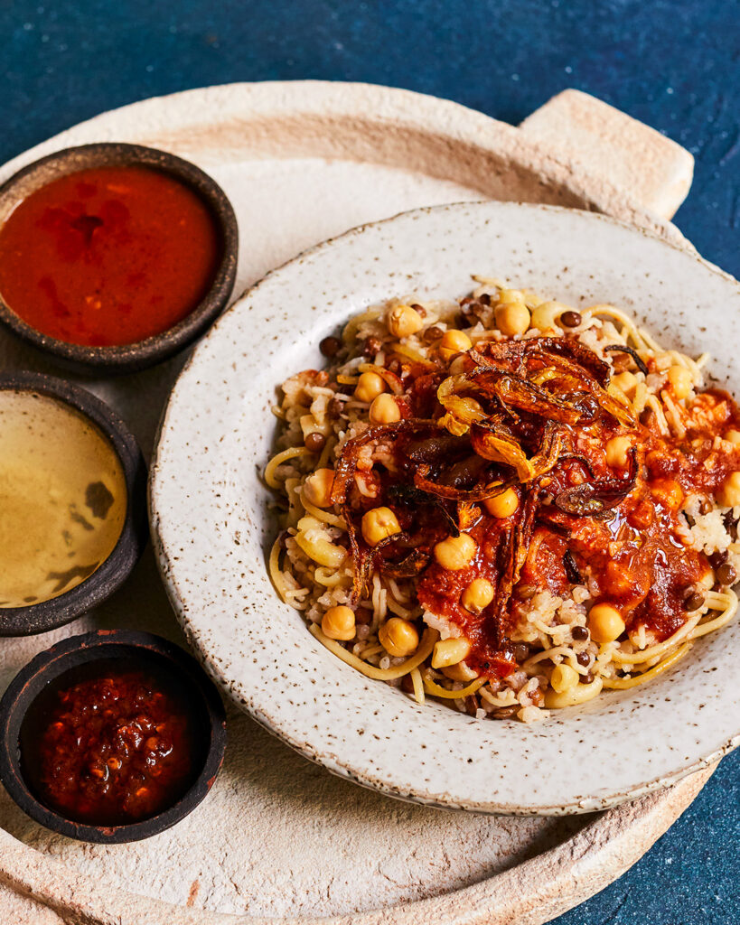 One-pot koshari (Egyptian pasta, rice and lentils) - delicious. magazine
